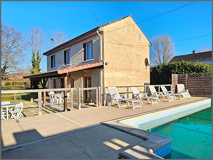 Maison à vendre - Saint-Julien-de-Lampon - 5 pièces - 4 chambres