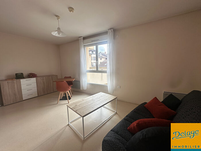 Appartement à louer - Limoges, Centre-ville, Hôtel de Ville, Emailleurs - 1 pièce