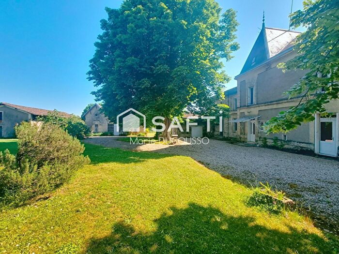 Maison 13 pièces à Pujols, à vendre