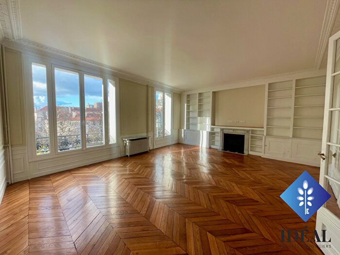 Appartement à vendre - Paris e , Jean Moulin, Porte dOrléans - 6 pièces - 4 chambres