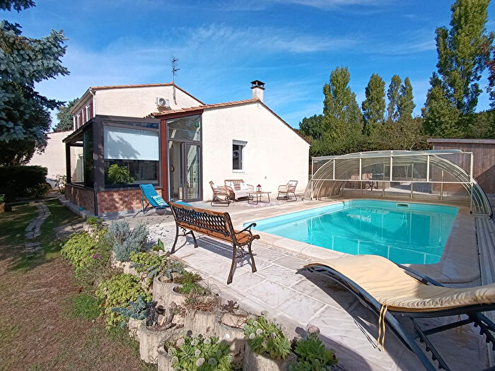 Maison à vendre - Rochefort, La Forêt Guérinau, Bois Bernard, Chargrinerie - 6 pièces - 5 chambres