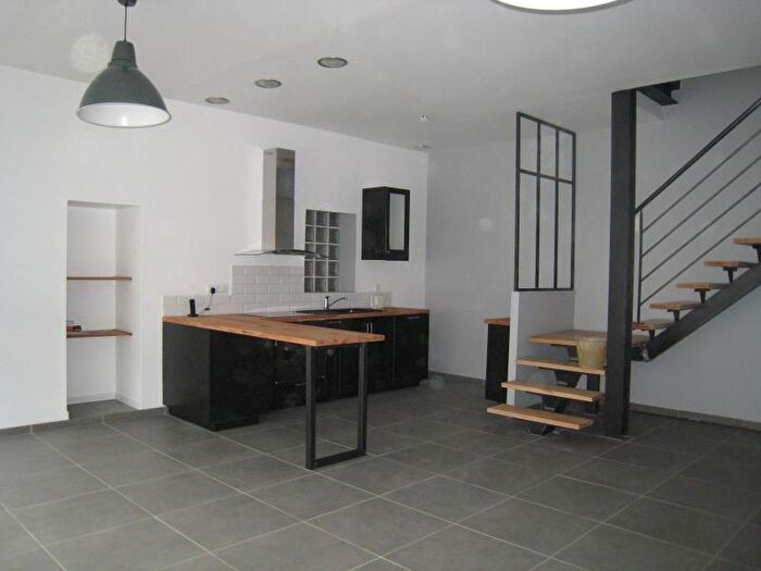 Appartement à louer - Saint-Étienne, Saint-Roch, Vivaraize, Valbenoite, Centre Deux - 5 pièces - 4 chambres