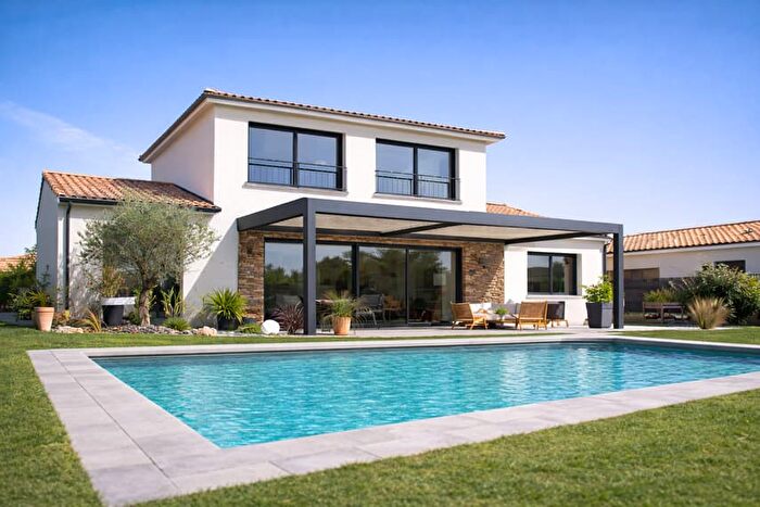 Maison à vendre - La Salvetat-Saint-Gilles - 6 pièces - 4 chambres