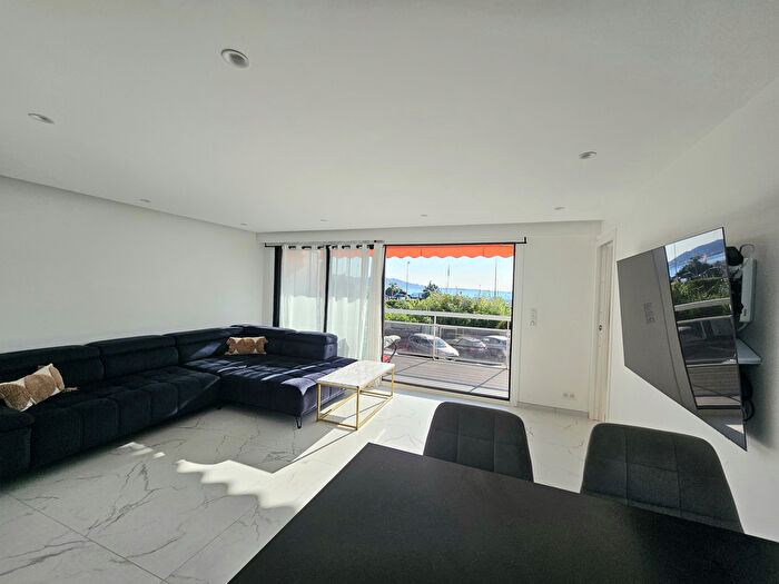 Appartement à vendre - Cannes - 3 pièces - 2 chambres