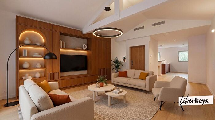 Maison à vendre - Saint-Jean-de-Luz, Sainte-Barbe - 6 pièces - 4 chambres