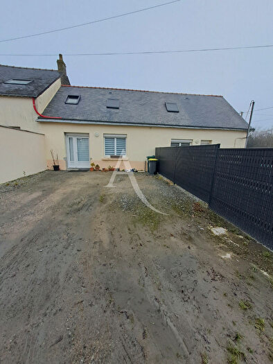 Maison 3 pièces à Issé, à louer