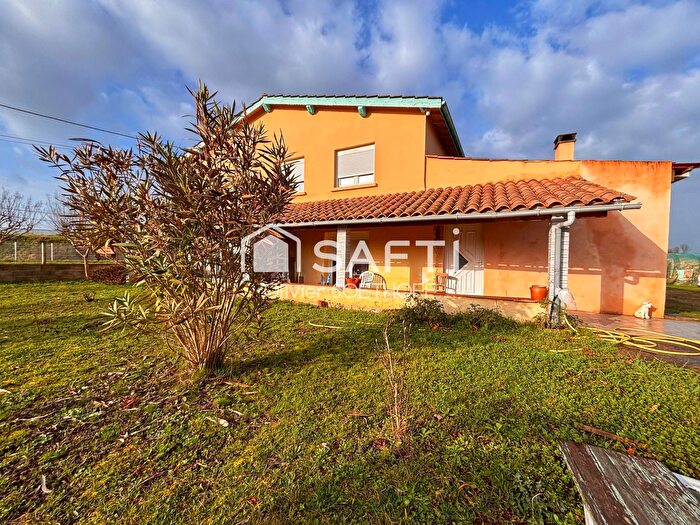 Maison à vendre - Tonneins - 9 pièces - 4 chambres