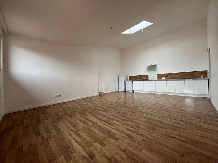 Appartement à louer - Verdun, Castelnaudary - 3 pièces - 2 chambres