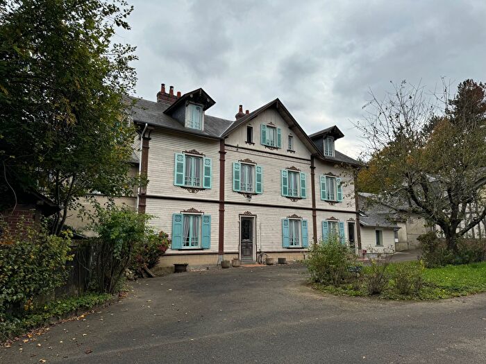 Maison à vendre - Bernay - 8 pièces - 6 chambres