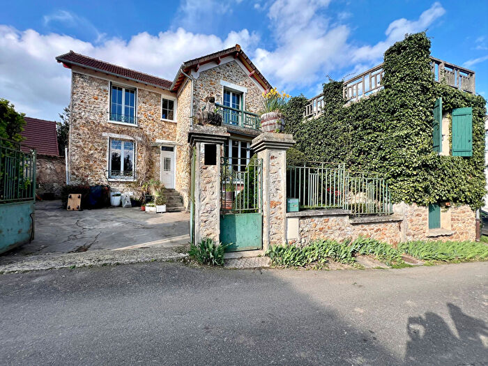 Maison à vendre - Chamigny - 6 pièces - 5 chambres