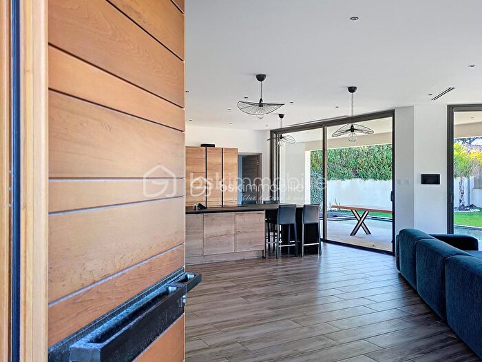 Maison à vendre - Saint-Aunès - 7 pièces - 5 chambres