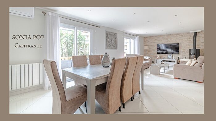 Maison à vendre - Livry-Gargan, Centre-ville - 8 pièces - 4 chambres