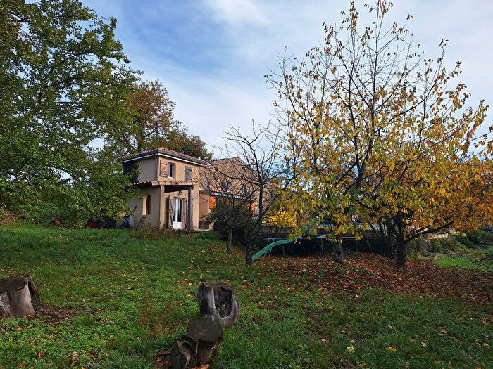 Maison à vendre - Vernoux-en-Vivarais - 7 pièces - 5 chambres