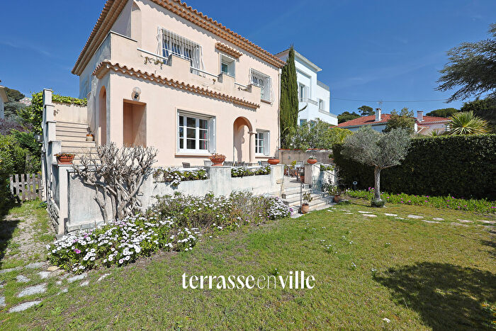 Marseille 7ème, Roucas Blanc : Maison 7 pièces à vendre