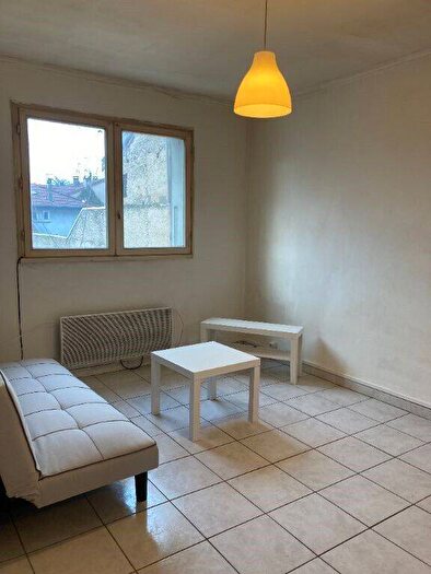 Appartement à louer - Croix Luizet, Villeurbanne - 1 pièce