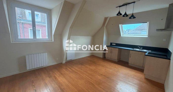 Centre Ville, Beauvais - Appartement 3 pièces à louer