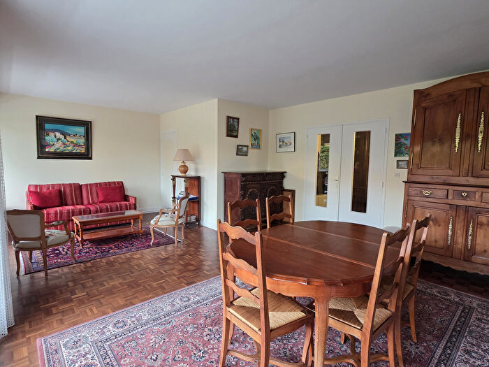 Appartement à vendre - Saint-Germain-en-Laye, Hennemont - 4 pièces - 2 chambres