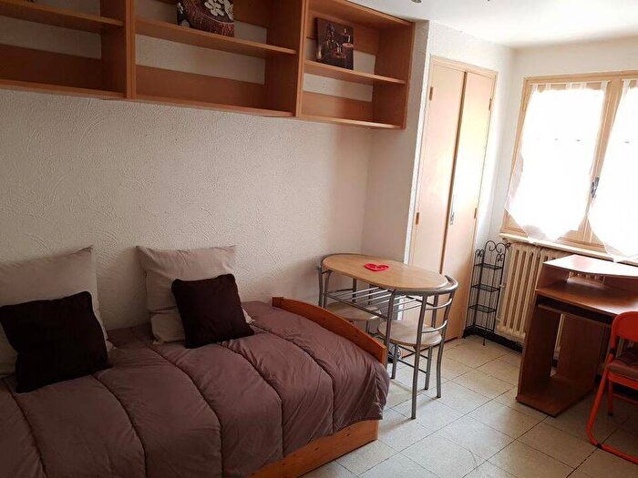 Appartement 1 pièce à louer - Camplanier, Nîmes