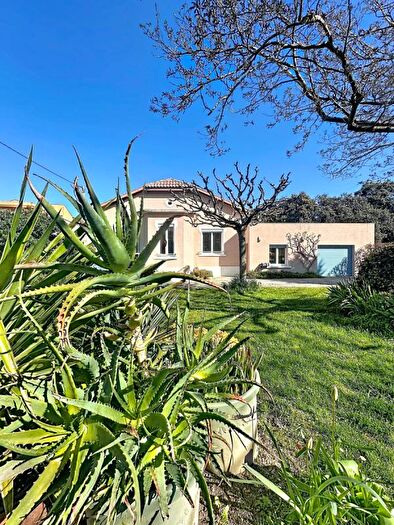 Maison à vendre - Les Angles - 4 pièces - 3 chambres