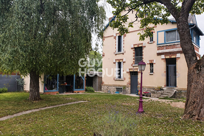 Maison à vendre - Ligny-le-Ribault - 6 pièces - 5 chambres