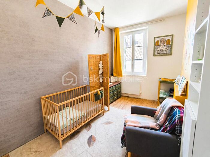 Maison 4 pièces à Monthodon, à vendre