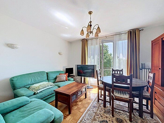 Parc, Fontenay-aux-Roses : Appartement 3 pièces à louer