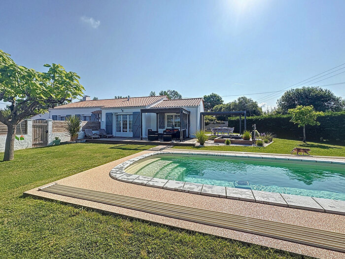 Maison à vendre - Saint-Gervais - 6 pièces - 3 chambres