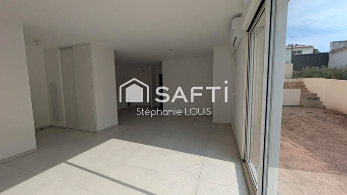 Saint-Raphaël, Plateau Notre-Dame : Appartement 3 pièces à vendre