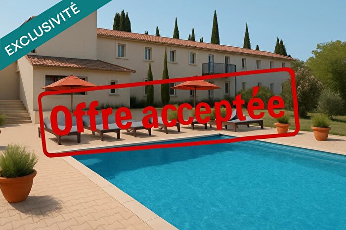 Eygalières : Appartement 3 pièces à vendre