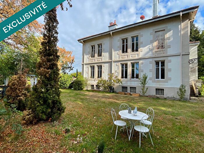 Appartement 6 pièces à Éloyes, à vendre