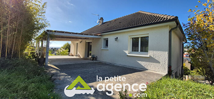 Maison à vendre - Désertines - 8 pièces - 4 chambres