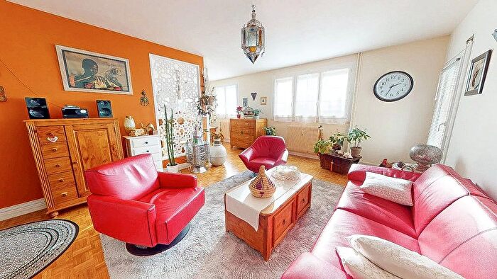 Appartement à vendre - Chartres - 4 pièces - 2 chambres