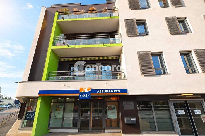 Appartement à louer - Friches, Montigny-lès-Metz - 4 pièces - 3 chambres