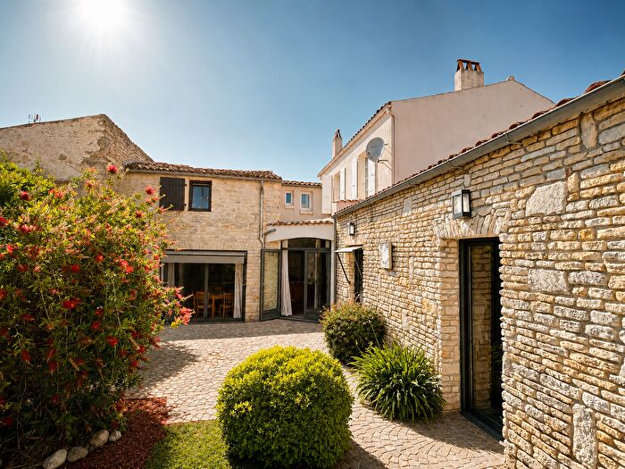 Maison 11 pièces à Le Château-dOléron, à vendre