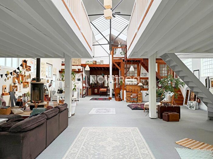 Appartement à vendre - Pau, Centre-ville - 8 pièces - 6 chambres