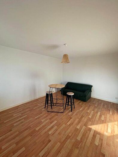 Appartement à louer - Centre Ville, Cosne-Cours-sur-Loire - 2 pièces - 1 chambre