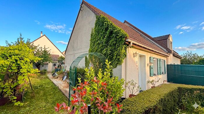 Maison 4 pièces à vendre à Orléans, Soleil Levant, Champ de Mars