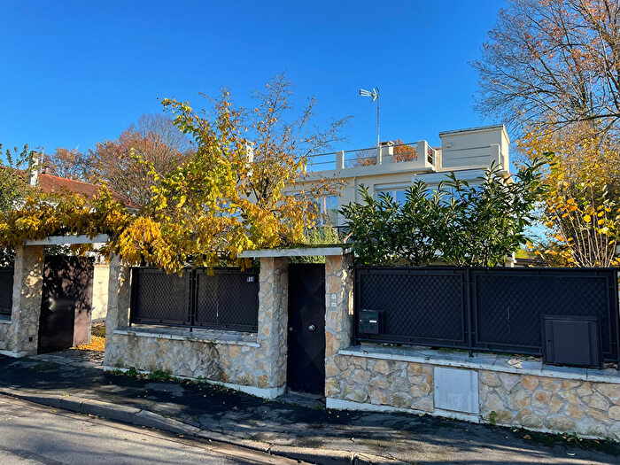 Maison à louer - Le Plessis-Trévise, Marbeau, Coeuilly - 6 pièces - 3 chambres