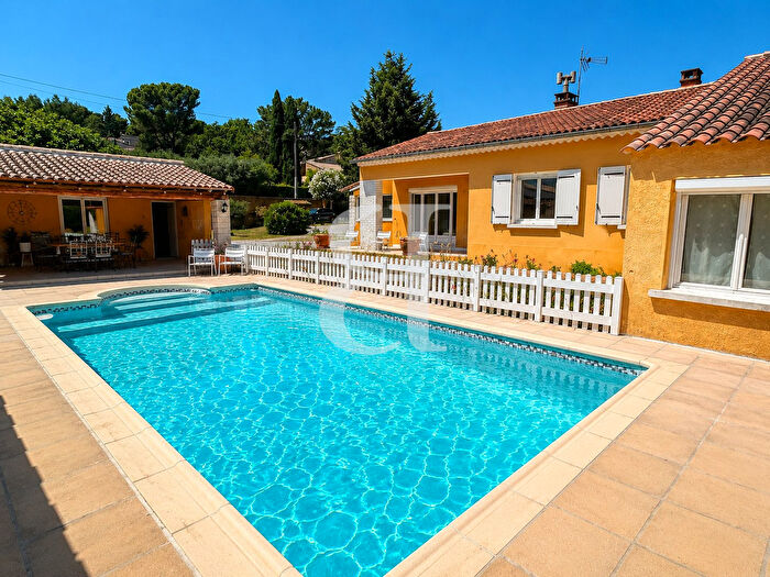 Châteauneuf-de-Gadagne - Maison 7 pièces à vendre