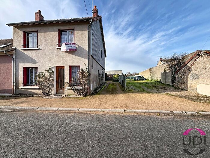 Maison à vendre - Doyet - 4 pièces - 3 chambres