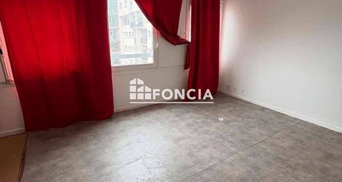 Appartement à vendre - La Courneuve, Centre-ville - 1 pièce