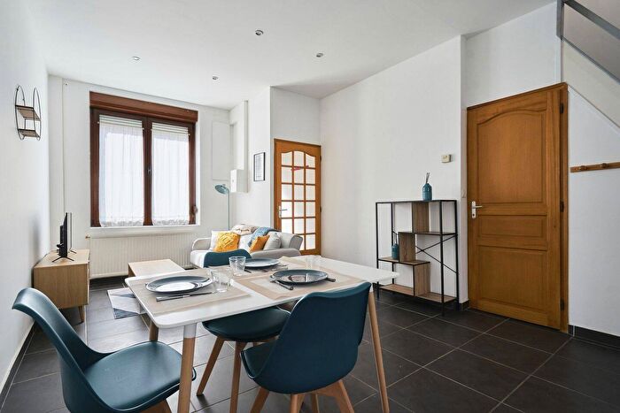 Maison à louer - Caulier, Lille - 4 pièces - 3 chambres