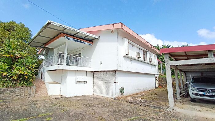 Maison à vendre - Le Lamentin - 5 pièces - 3 chambres