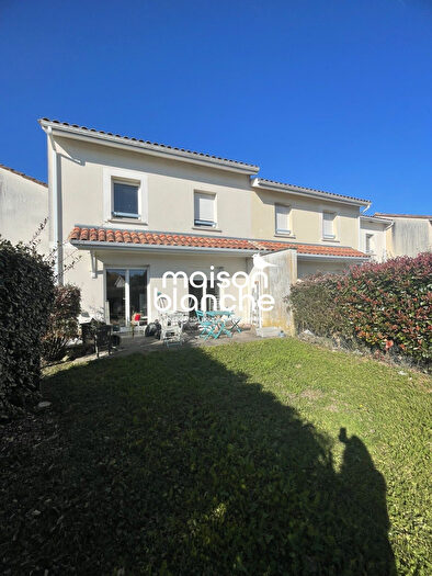 Maison 3 pièces à vendre à Saint-Seurin-sur-l'Isle