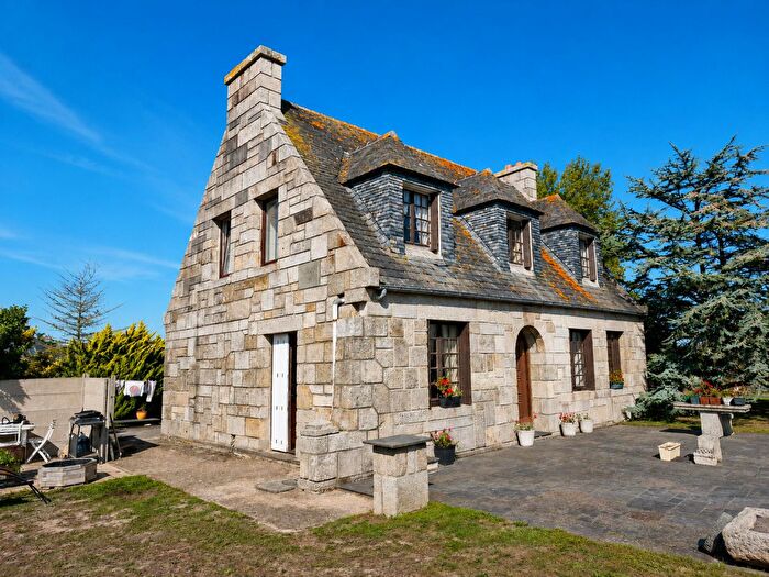 Santec : Maison 7 pièces à vendre