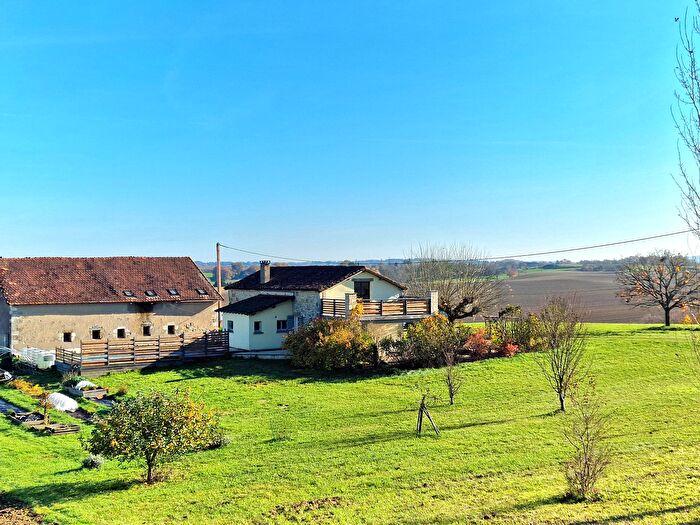 Maison à vendre - Serres-et-Montguyard - 5 pièces - 3 chambres