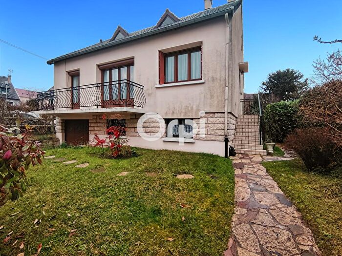 Maison à vendre - Fosses - 6 pièces - 4 chambres