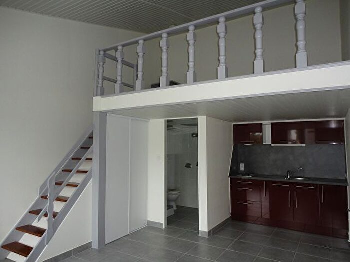 Challans, Centre-ville : Appartement 2 pièces à louer