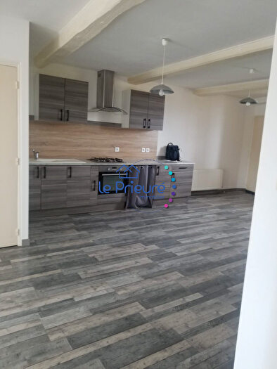 Appartement à louer - Saint-Denis-de-Cabanne - 4 pièces