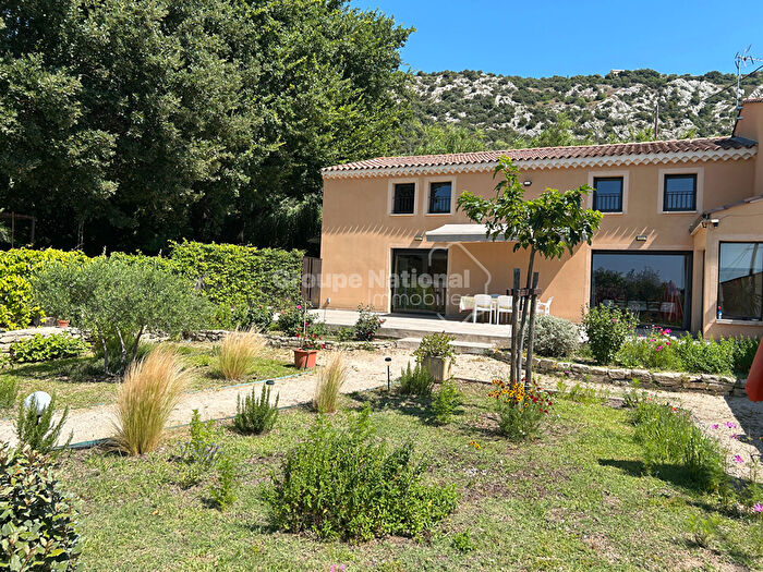 Maison 9 pièces à Beaumes-de-Venise, à vendre
